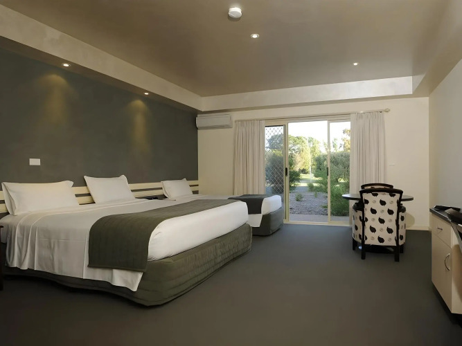 Fairways Resort - Victoria