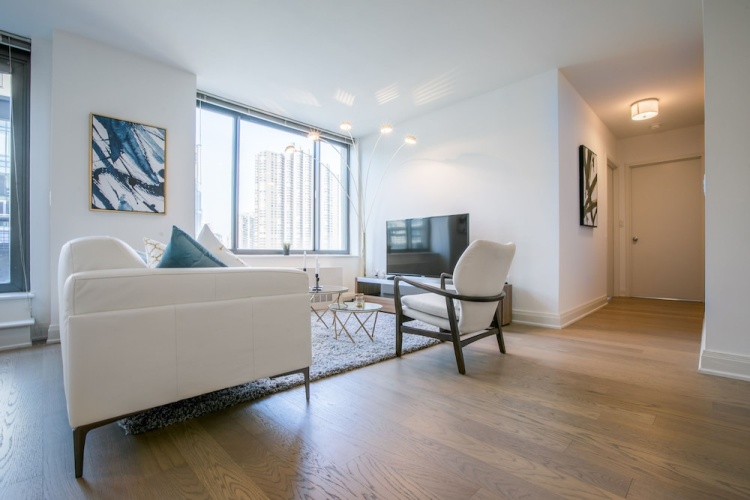 Bright 2 Bedrooms 2 Bathrooms Unit With Balcony - Brooklyn, NY
