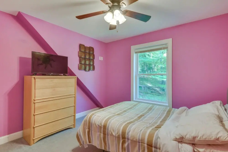 Old Forge Home W/ Hot Tub & Game Room! - Old Forge, NY