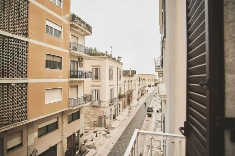 La Home 1909 - Trani