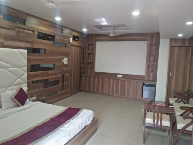 Hotel Radiance - Gwalior