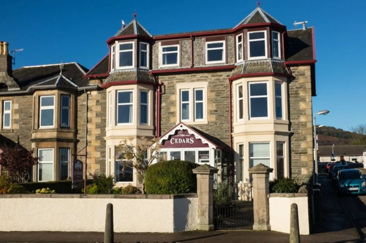 Cedars Guest House - Bute