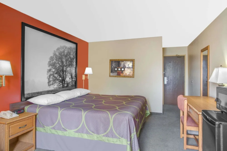 Super 8 Christiansburg/blacksburg Area - Blacksburg, VA