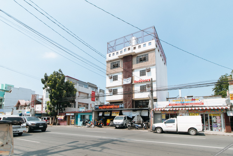 Reddoorz Caa Road Las Pinas - Bacoor
