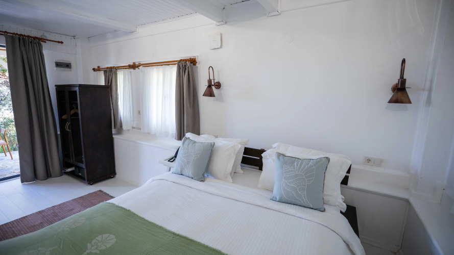 Lov Faralya (+16 Adults Only) - Uzunyurt