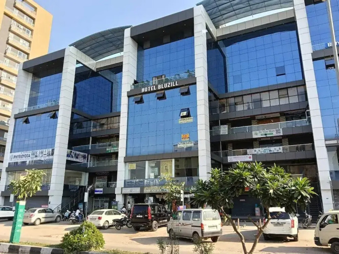 Hotel Bluzill - ヴァドーダラー