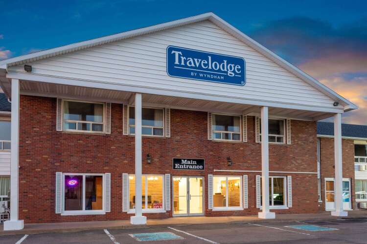 Travelodge By Wyndham Amherst - Amherst