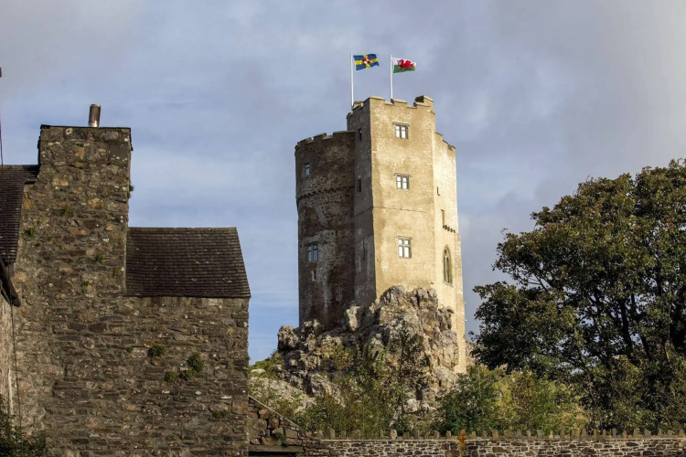 Roch Castle Hotel - Wales