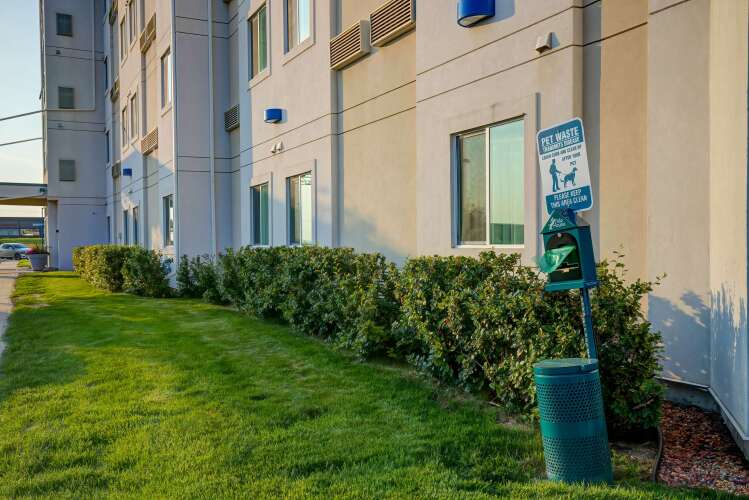 Motel 6 Grande Prairie, Ab - Grande Prairie