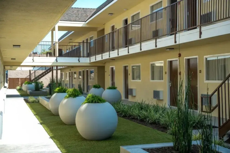 Lemon Heights Inn - Orange, CA