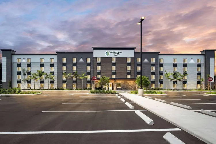 Woodspring Suites Fort Myers - Cape Coral - Cape Coral, FL
