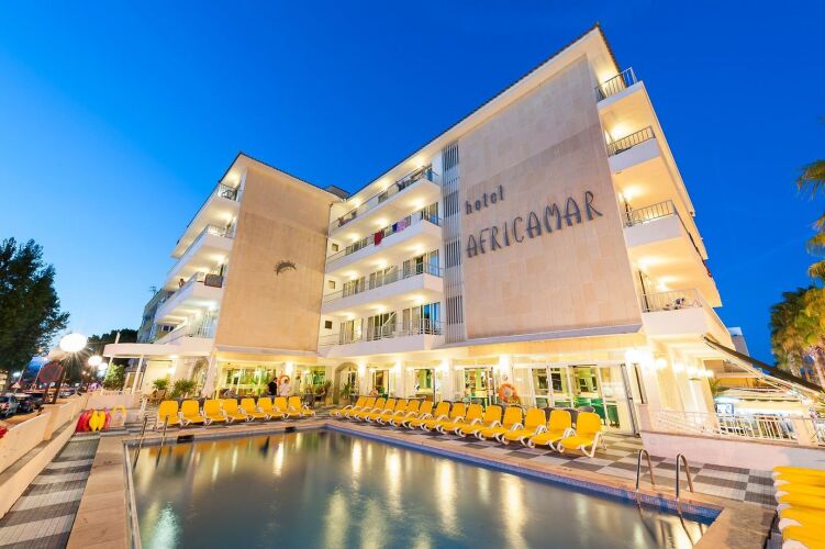 Aparthotel Africamar - Can Picafort