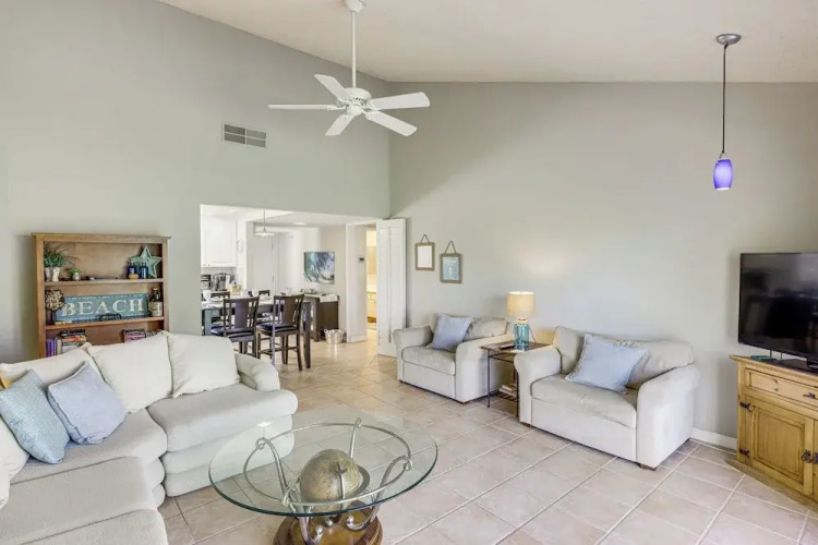 Golf & Swim: Country Club Condo In Palm Desert - Bermuda Dunes, CA