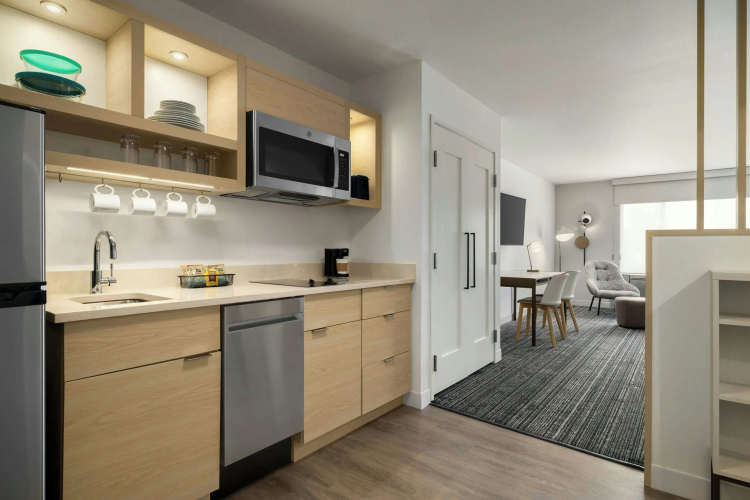 Towneplace Suites By Marriott Duluth - Duluth, MN