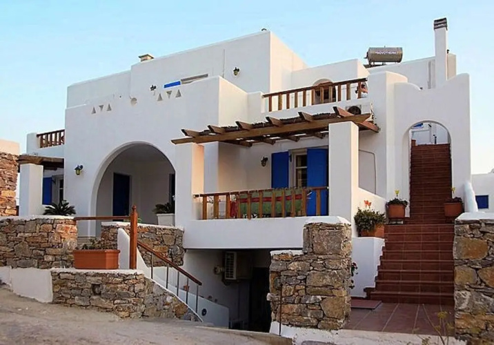 Dafnis Koufonisia - Naxos, Greece