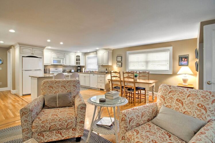 1/2 Mi To Beach: Lovely Guesthouse In Kennebunk! - Kennebunkport, ME