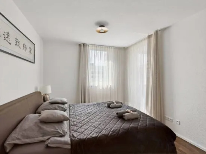 Exquis 2br Luxury Apt. Rolf Benz | Parking | Centre | Kitchen | Pick-up Service Airport - Böblingen