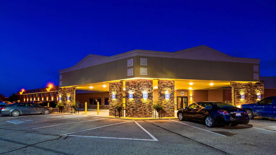 Crossroads Hotel And Event Center - Iowa
