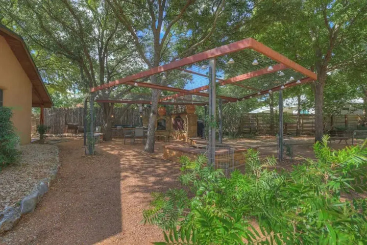 The Willows Casa Grande + Sundown Suite Sleeps 13 - Close To Main St - Fredericksburg, TX