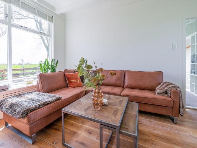 Beautiful Farmhouse With A Hottub - Leeuwarden