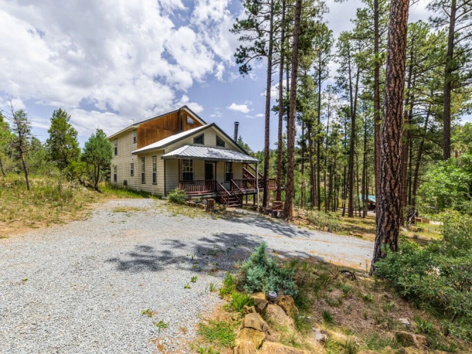 Hidden Forest Lodge - Ruidoso, NM