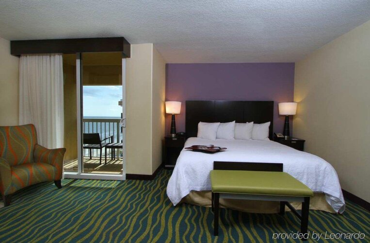 Hampton Inn Daytona Beach/beachfront - Ormond Beach, FL
