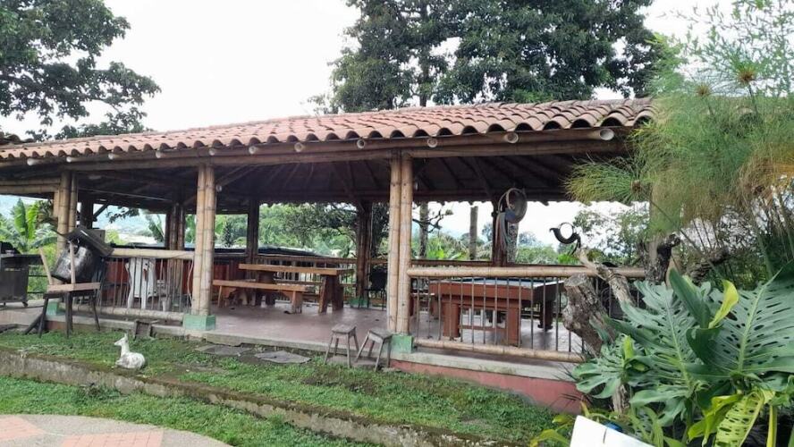 Finca Hotel La Perla - Calarcá