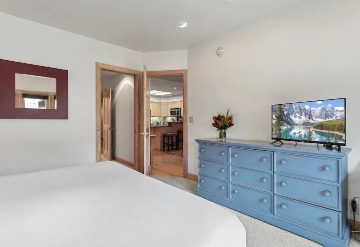 Royal Plaza At Deer Valley Resort - One Bedroom Condo #302 1 Condo - Park City, UT