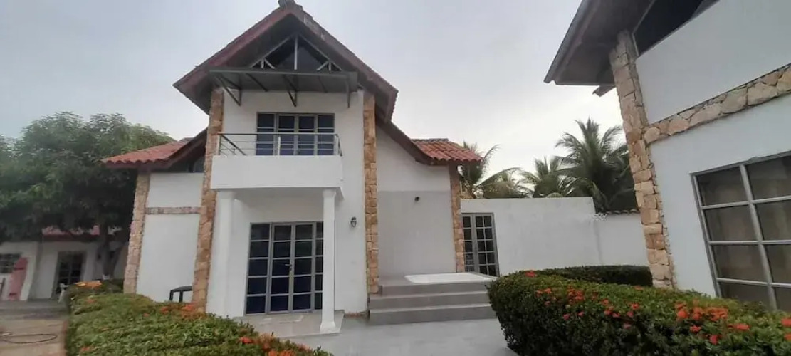 Cabaña De Enseño En Coveñas - Sucre, Colombia