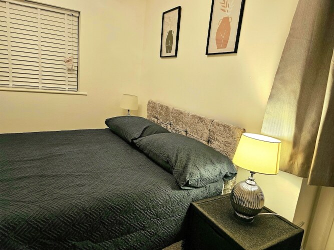 Cosy 1 Bedroom Flat Near Bridgend Town Centre - Bridgend