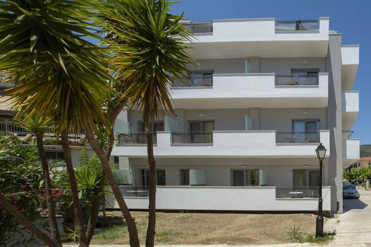 Smile Inn - Lefkada