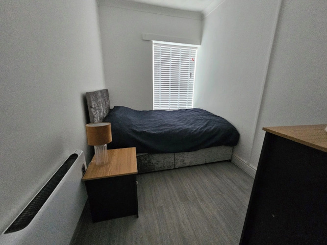 Stylish 1 Bedroom Flat Near Bridgend Town Centre - Bridgend