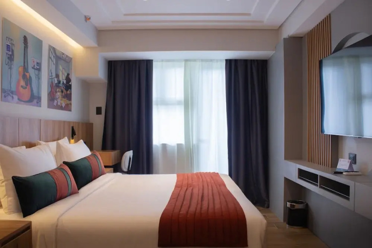 Novel Hotel Manila - Makati