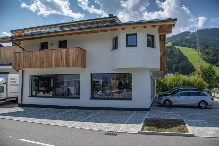 Tevini Boutique Suites - Apartment Earth - Zell am See
