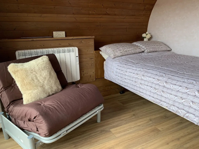 Acdc Glamping, Campervan , Caravan And Tent Resort - Scotland