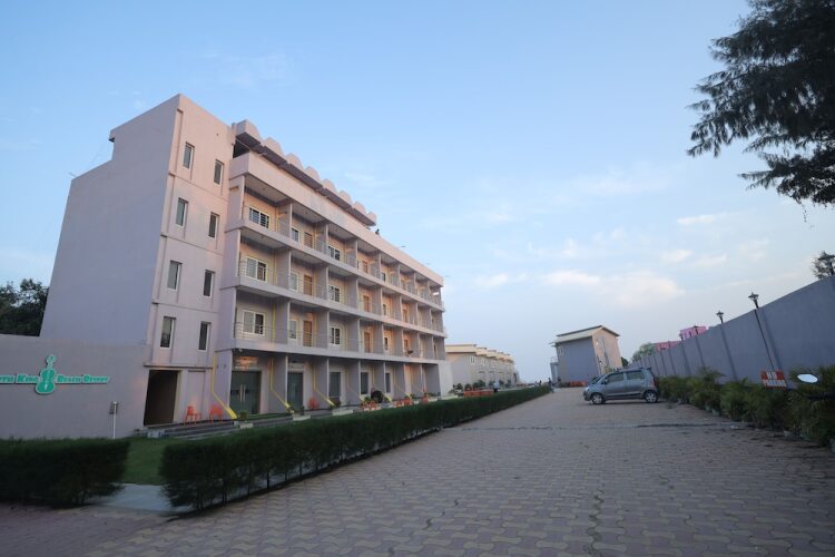 Parth King Beach Resort - Mandarmani