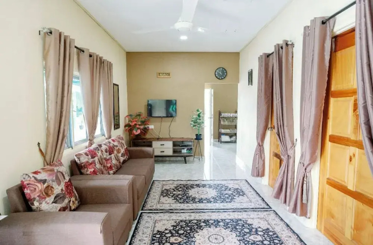Oyo 91271 Cik Ein Homestay - Pantai Cenang