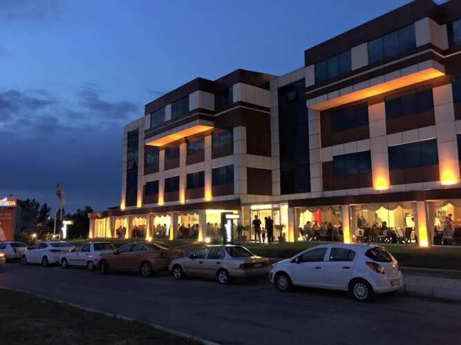 Kadhirga Hotel - Atakum