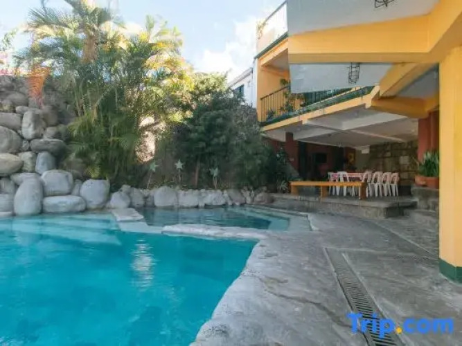 Reddoorz @ Yahweh Spring Retreat & Resort Laguna - Calamba