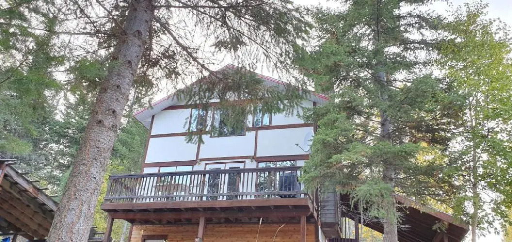 Alpine Meadows Lodge - Golden