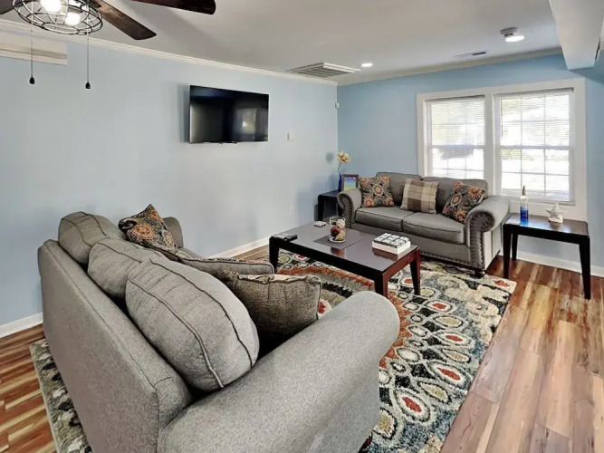 East Coast Ku'uipos Cottage - Carolina Beach