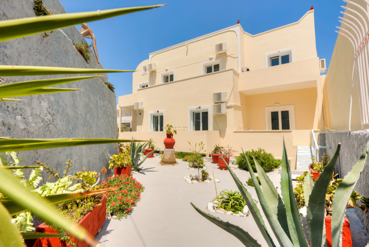 Akis Hotel - Oldtidens by Thera