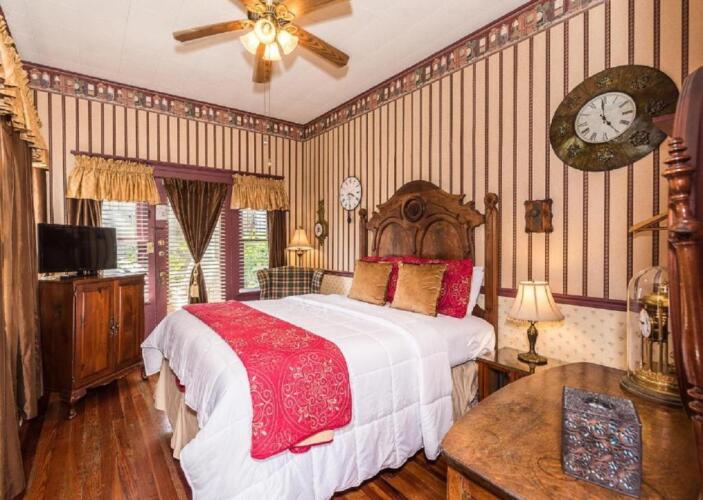 Old Powder House Inn - Vilano Beach, FL