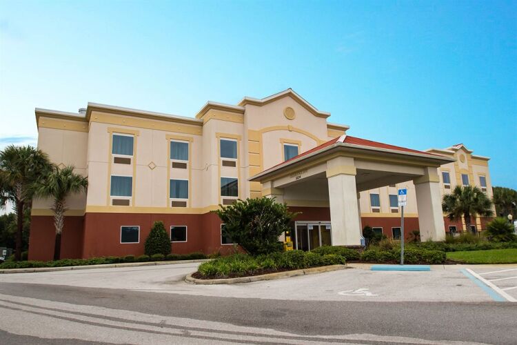Comfort Inn & Suites Wildwood - The Villages - The Villages, FL