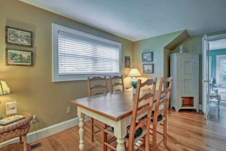 1/2 Mi To Beach: Lovely Guesthouse In Kennebunk! - Kennebunk, ME