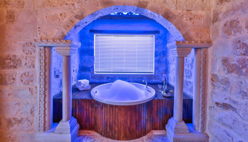 Cappadocia Royal Crown Stone House Hotel - Kırşehir