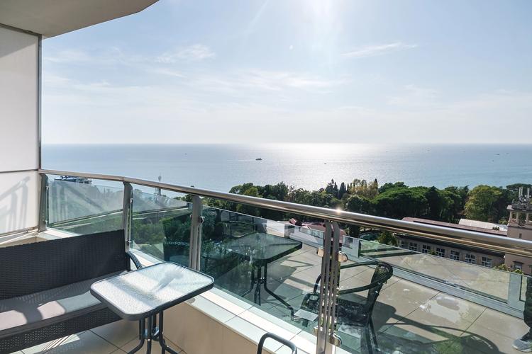 Dvukhkomnatnaya S Vidom Na More I Terrasoy Afrika Flat - Sochi