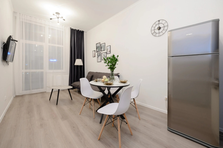 Aparthause 5 Minut Do Dkvaparka Limpopo Flat - Ekaterinburg