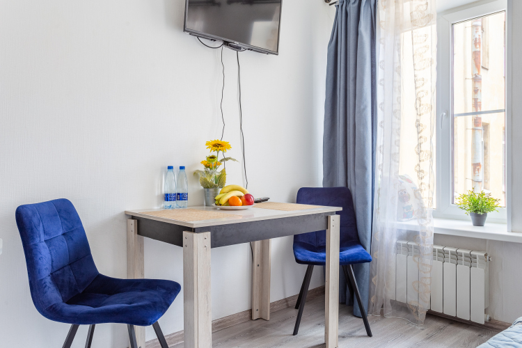 Svetlaya I Uyutnaya Studiya Na Kuznechnom 8 Living Quarters - Sankt Petersburg