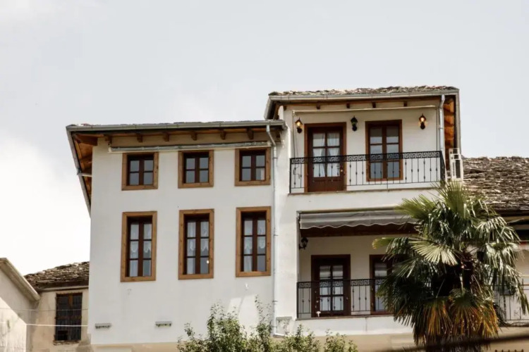 Sarajet 1821 Hotel - Gjirokaster